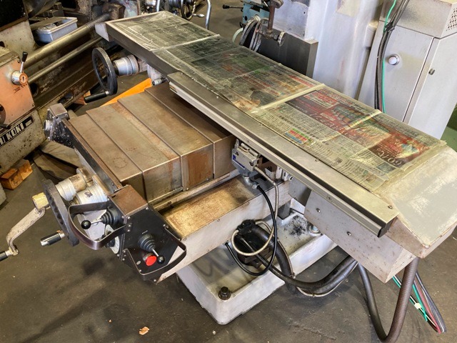 日立精工 ひざ型立フライス盤 2MW-V | UMNET（ユーエムネット）