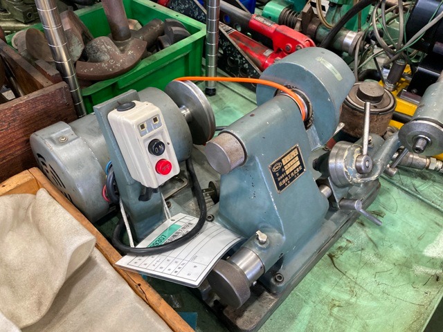 坂崎鉄工 SEC 刃物研削盤 SG－5 | UMNET（ユーエムネット）